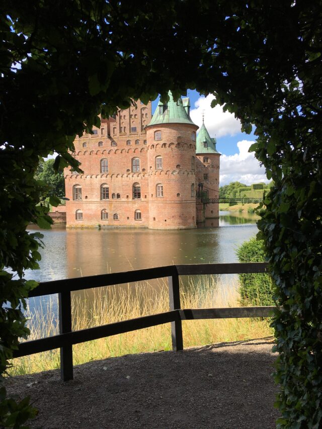 Egeskov slot – Ein Ausflug für die ganze Familie – Den Norden entdecken